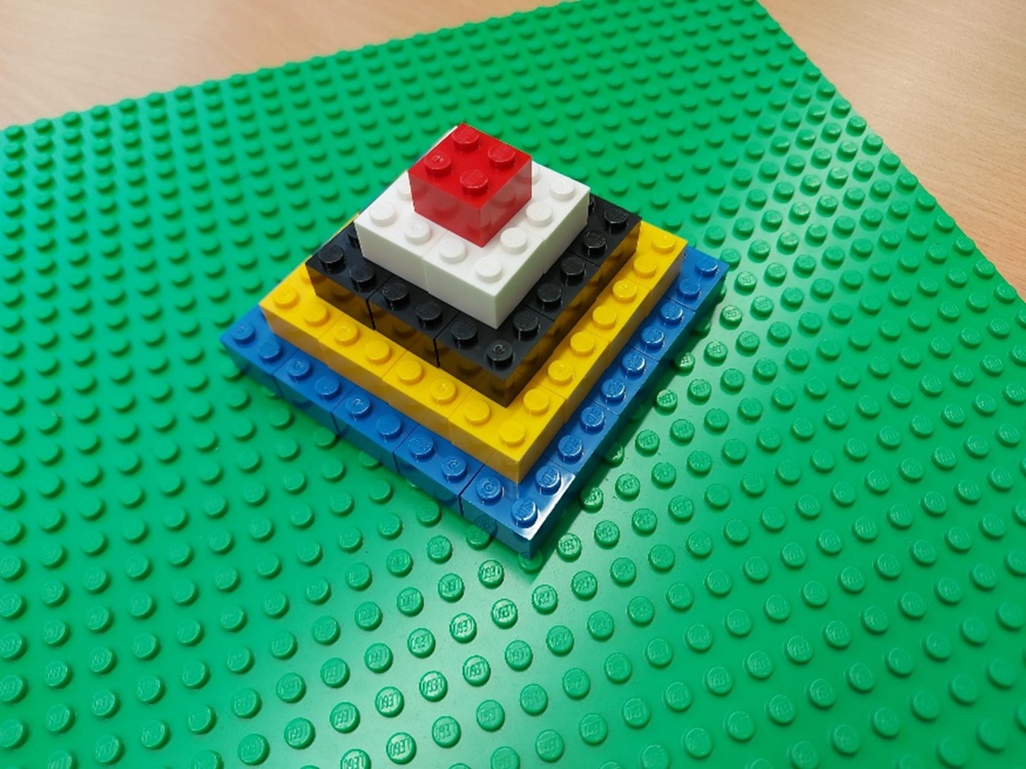 Vuoden opettaja 2022: Toiminnallista matematiikkaa legoilla